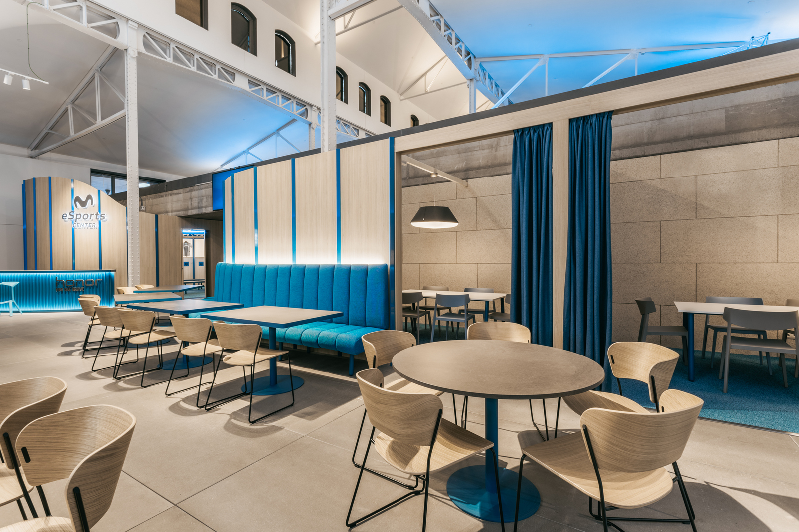 Movistar Riders eSports Training Center - Madrid | Office Snapshots