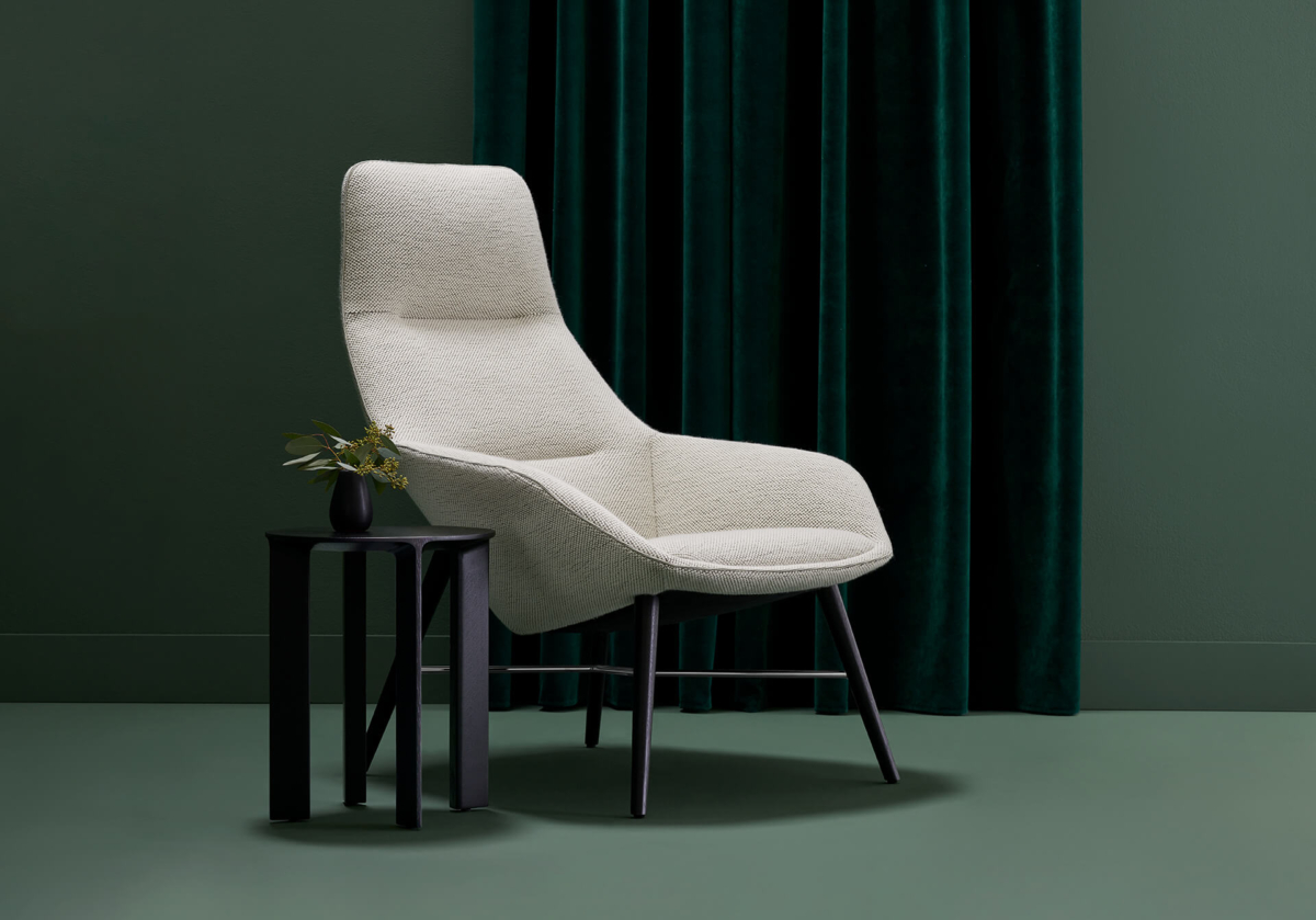 Davis Furniture Hans | Office Snapshots