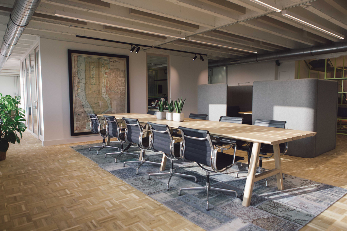 BuzziSpace BuzziPicNic | Office Snapshots