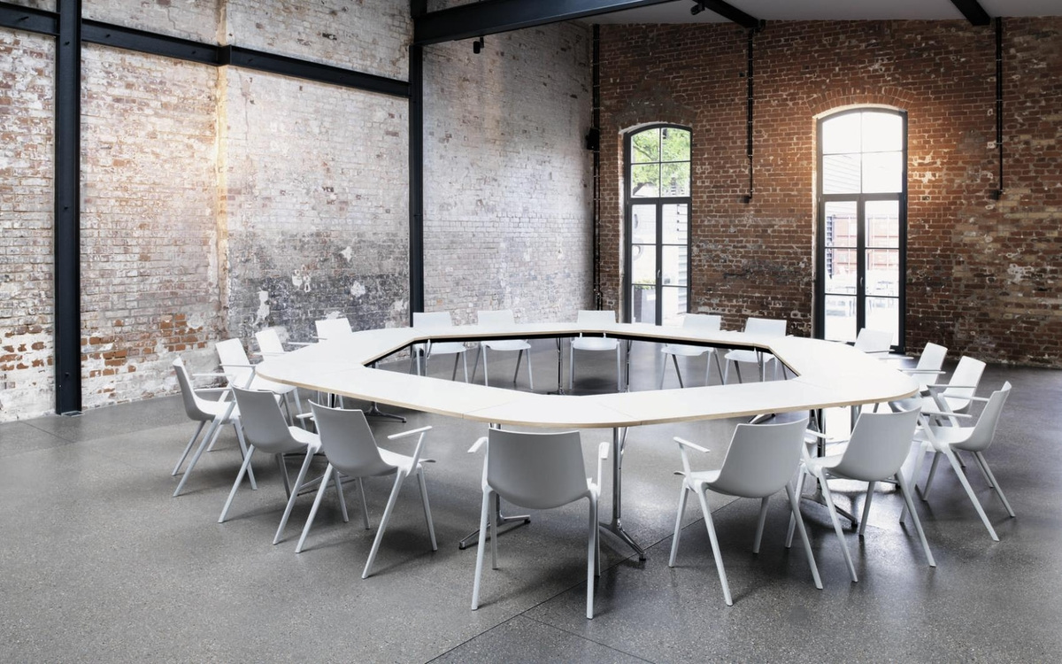 Wilkhahn mAx Folding Table | Office Snapshots