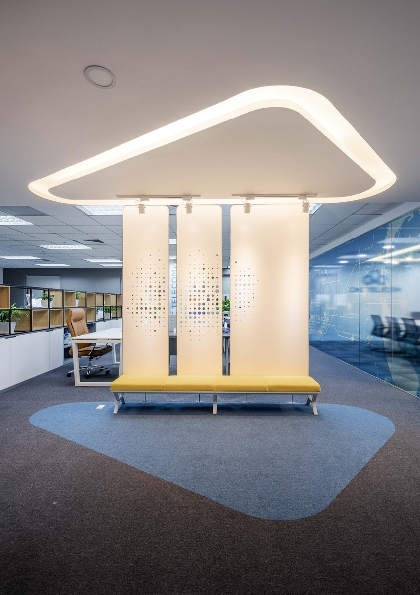 CMC Telecom Offices - Hanoi | Office Snapshots