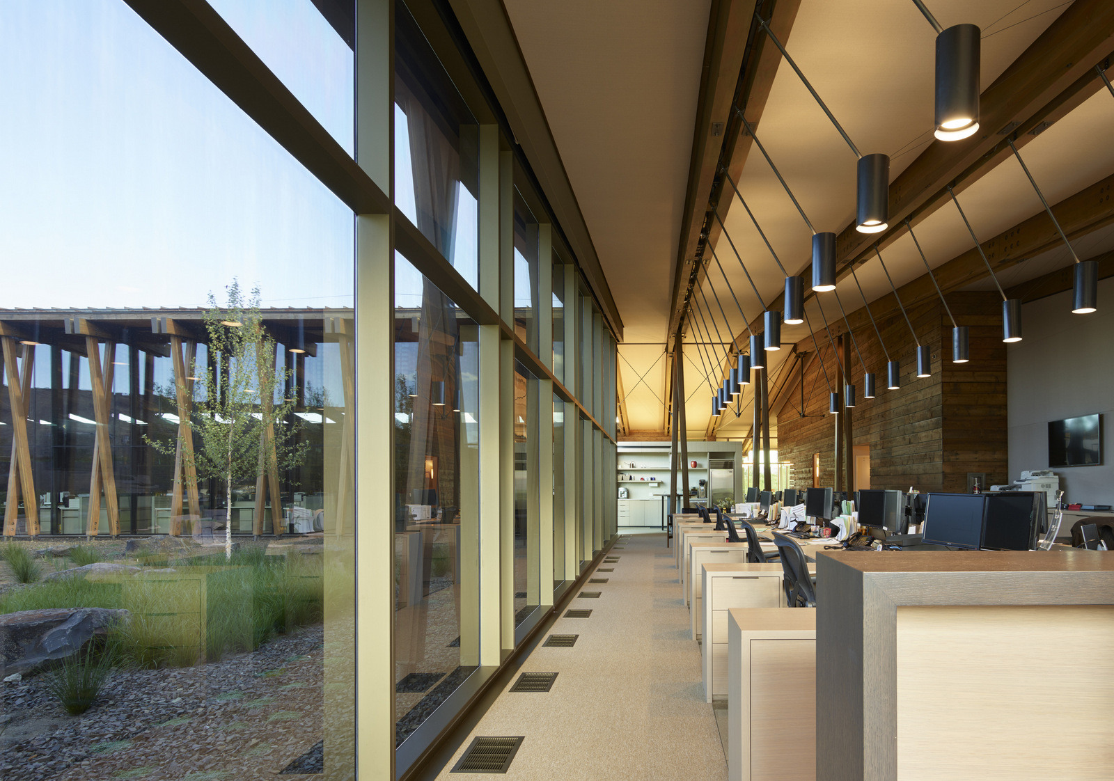 Washington Fruit & Produce Co. Headquarters - Yakima | Office Snapshots