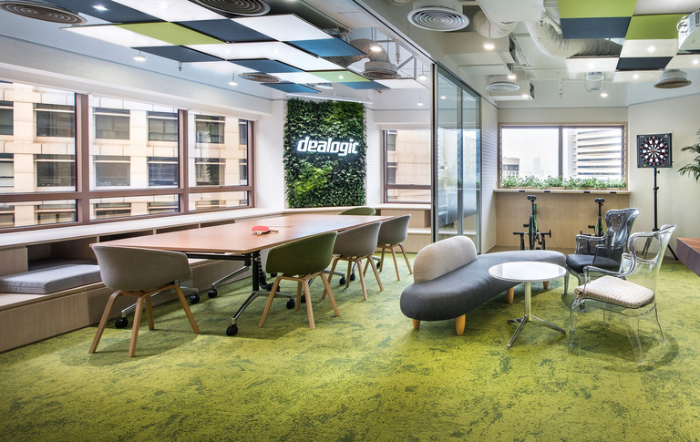 Dealogic Offices - Hong Kong | Office Snapshots