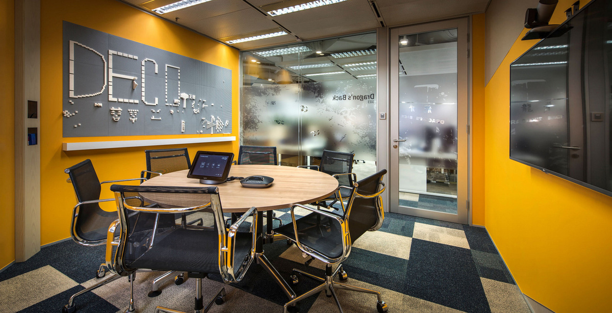 Dealogic Offices - Hong Kong | Office Snapshots
