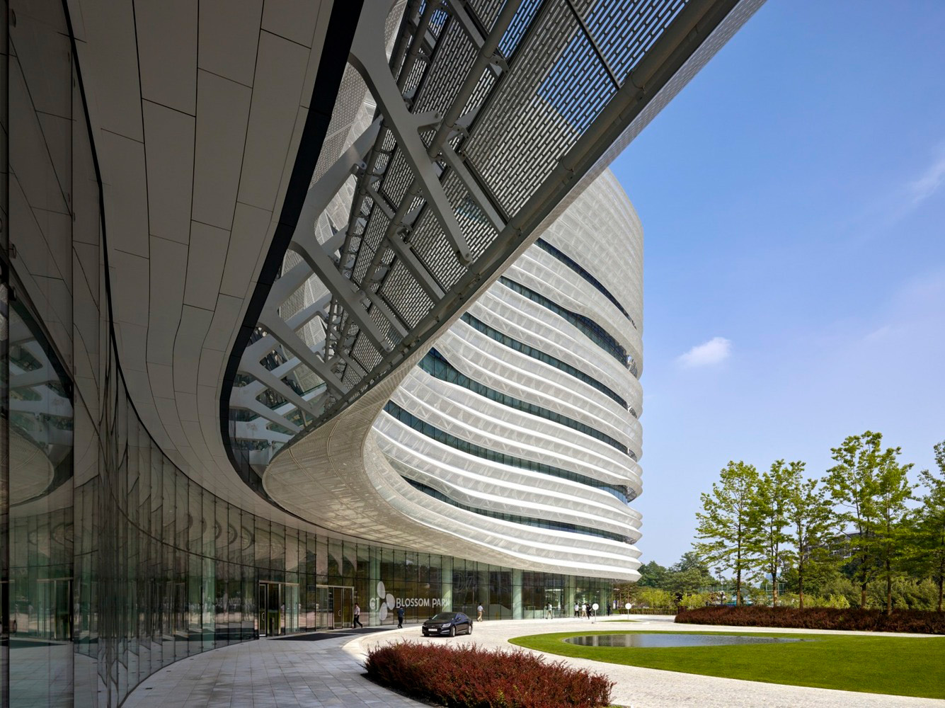 CJ Blossom Park Offices - Suwon | Office Snapshots