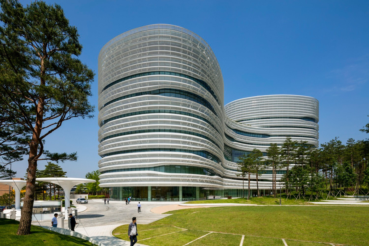 CJ Blossom Park Offices - Suwon | Office Snapshots