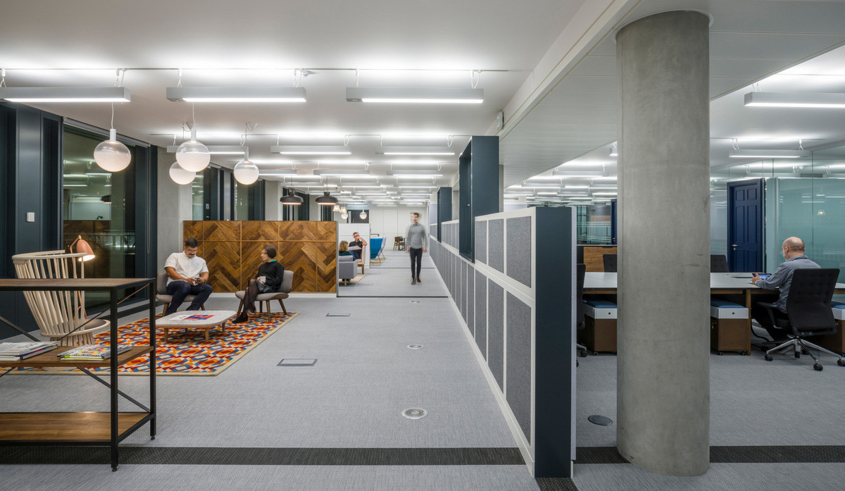 Saatchi & Saatchi Offices - London | Office Snapshots