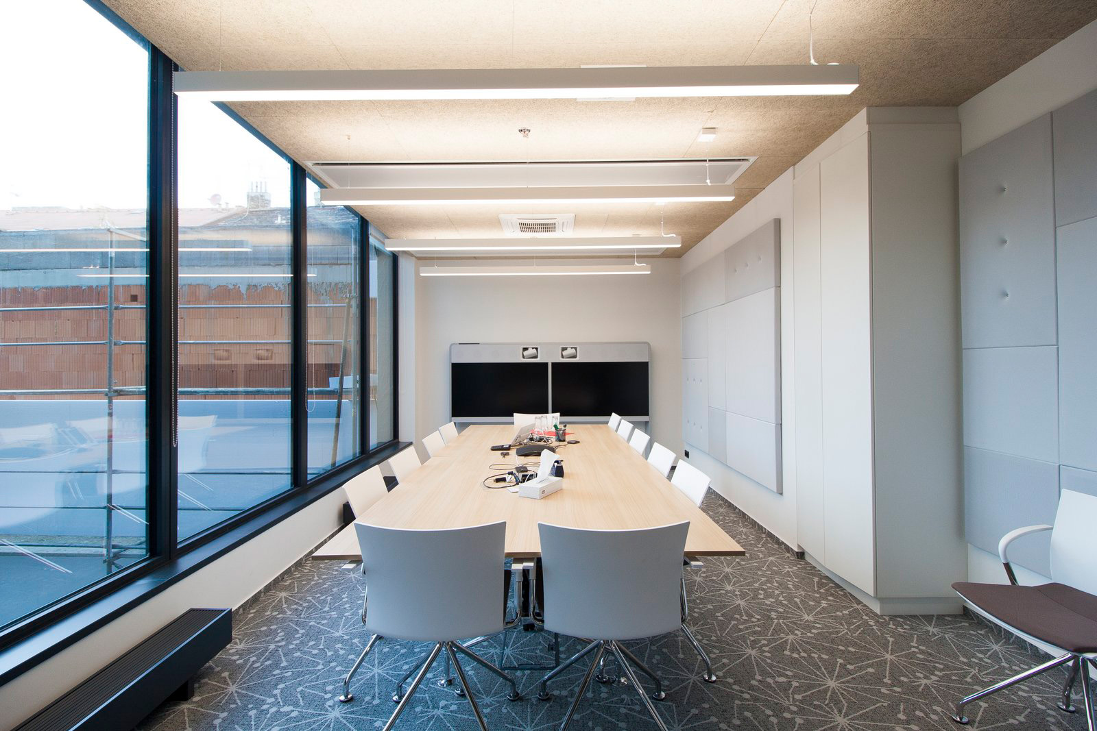 MSD Offices - Prague | Office Snapshots