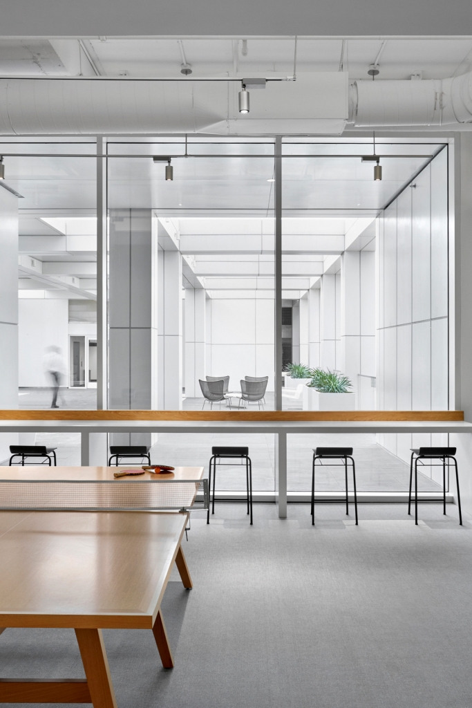 One Legacy West's Communal Space and Lobby - Dallas | Office Snapshots