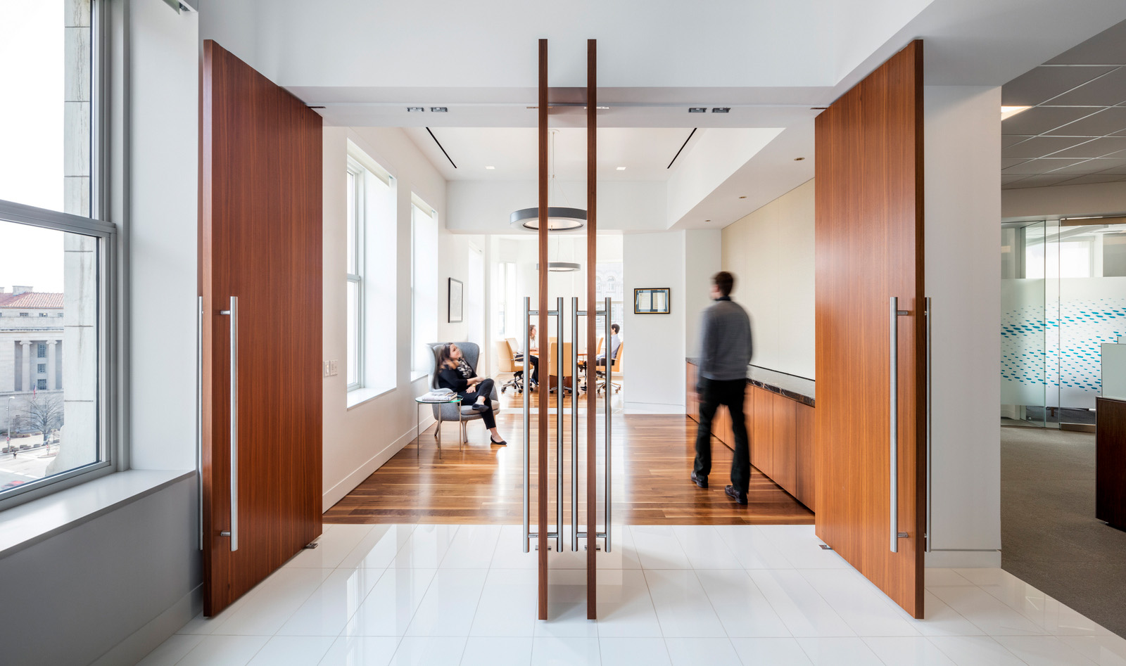 Airbus Experience Center and Government Affairs Office - Washington DC ...