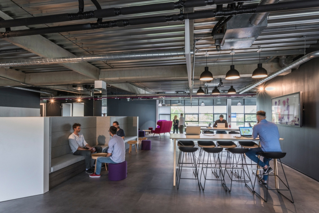 Airbus Offices - Toulouse | Office Snapshots