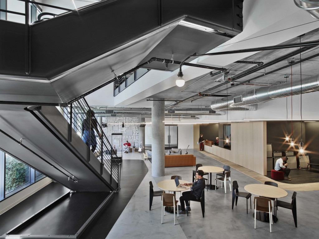 Fender Offices - Los Angeles | Office Snapshots
