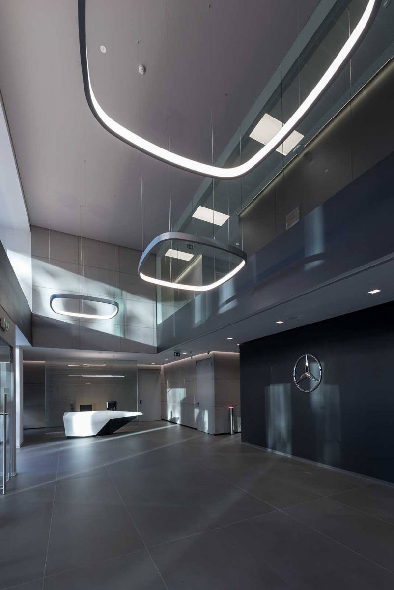 Mercedes Benz Italia Offices - Rome | Office Snapshots