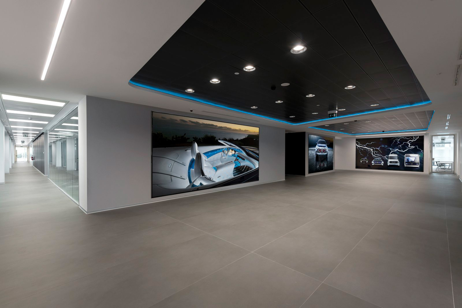 Mercedes Benz Italia Offices - Rome | Office Snapshots