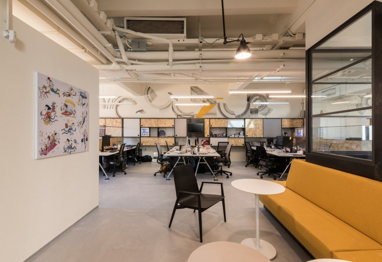 Red Bull Offices - Milan | Office Snapshots