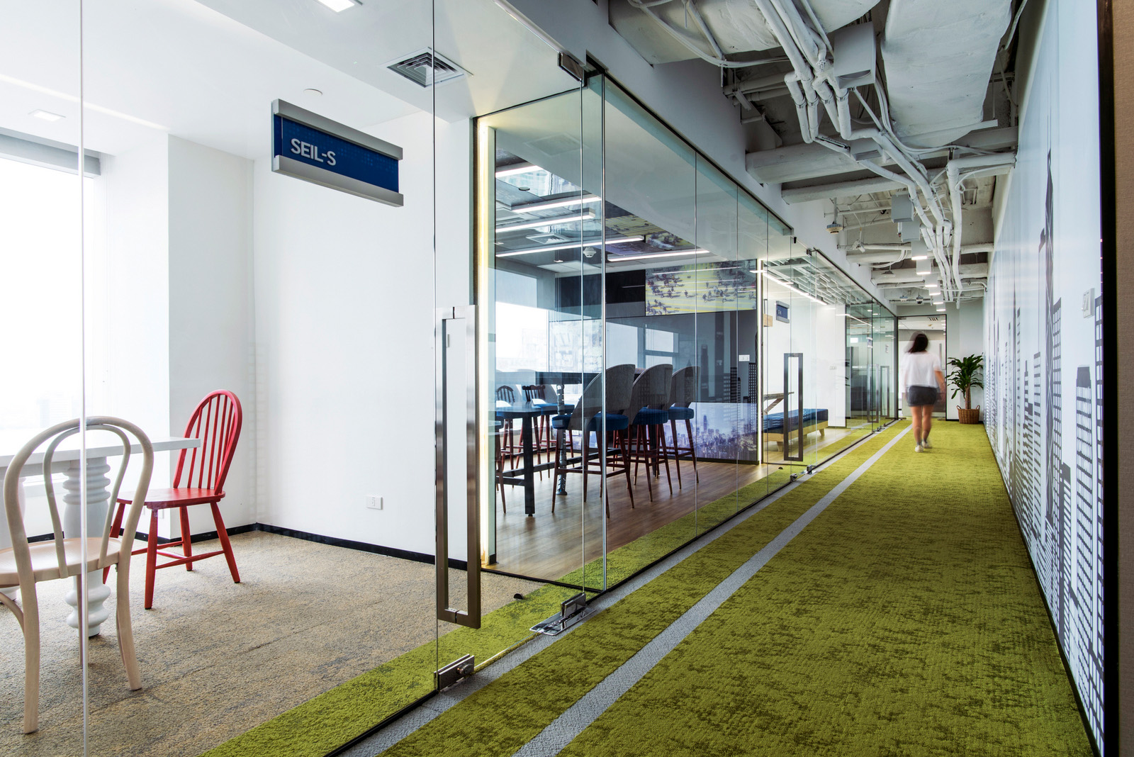 Samsung Offices - Bangkok | Office Snapshots