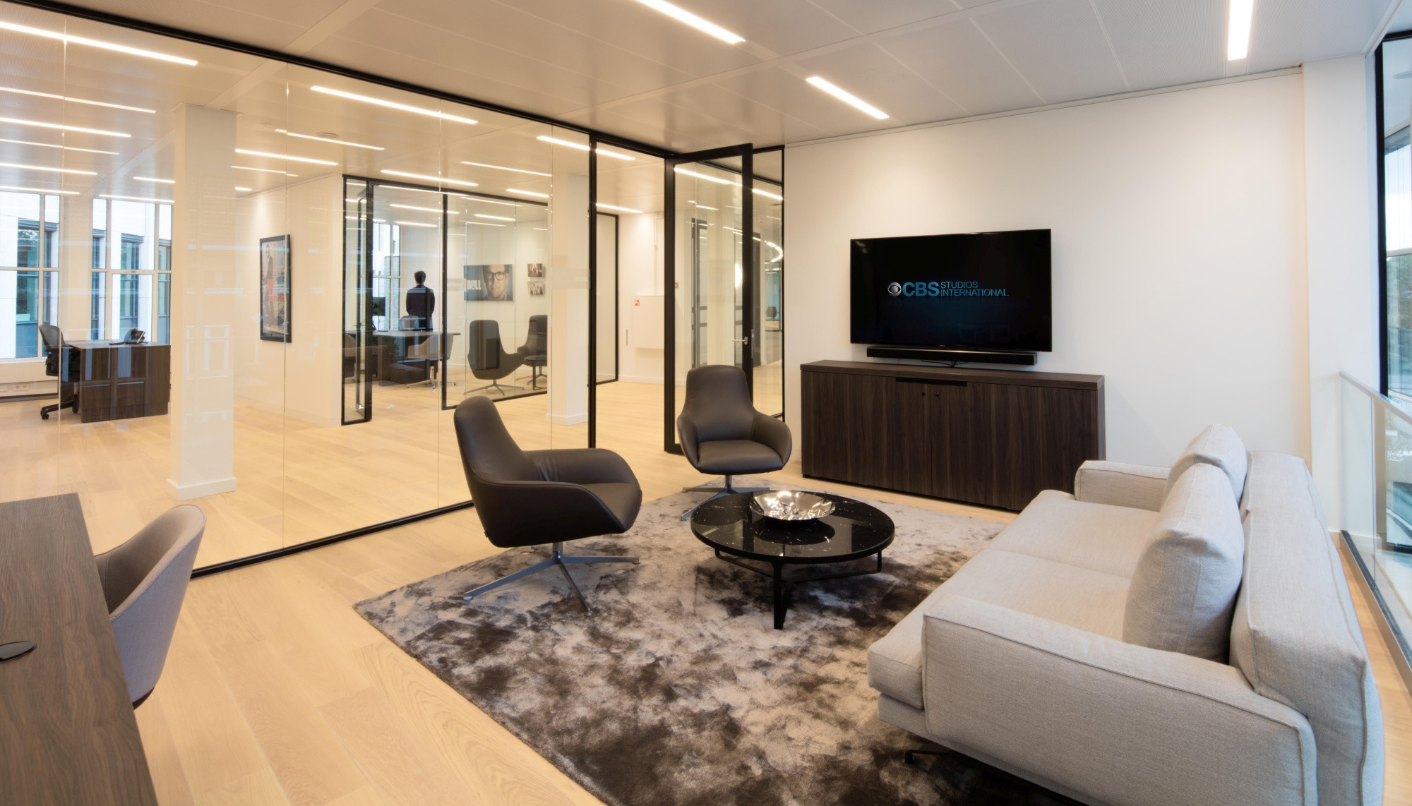 CBS Studios International Offices - Amsterdam | Office Snapshots