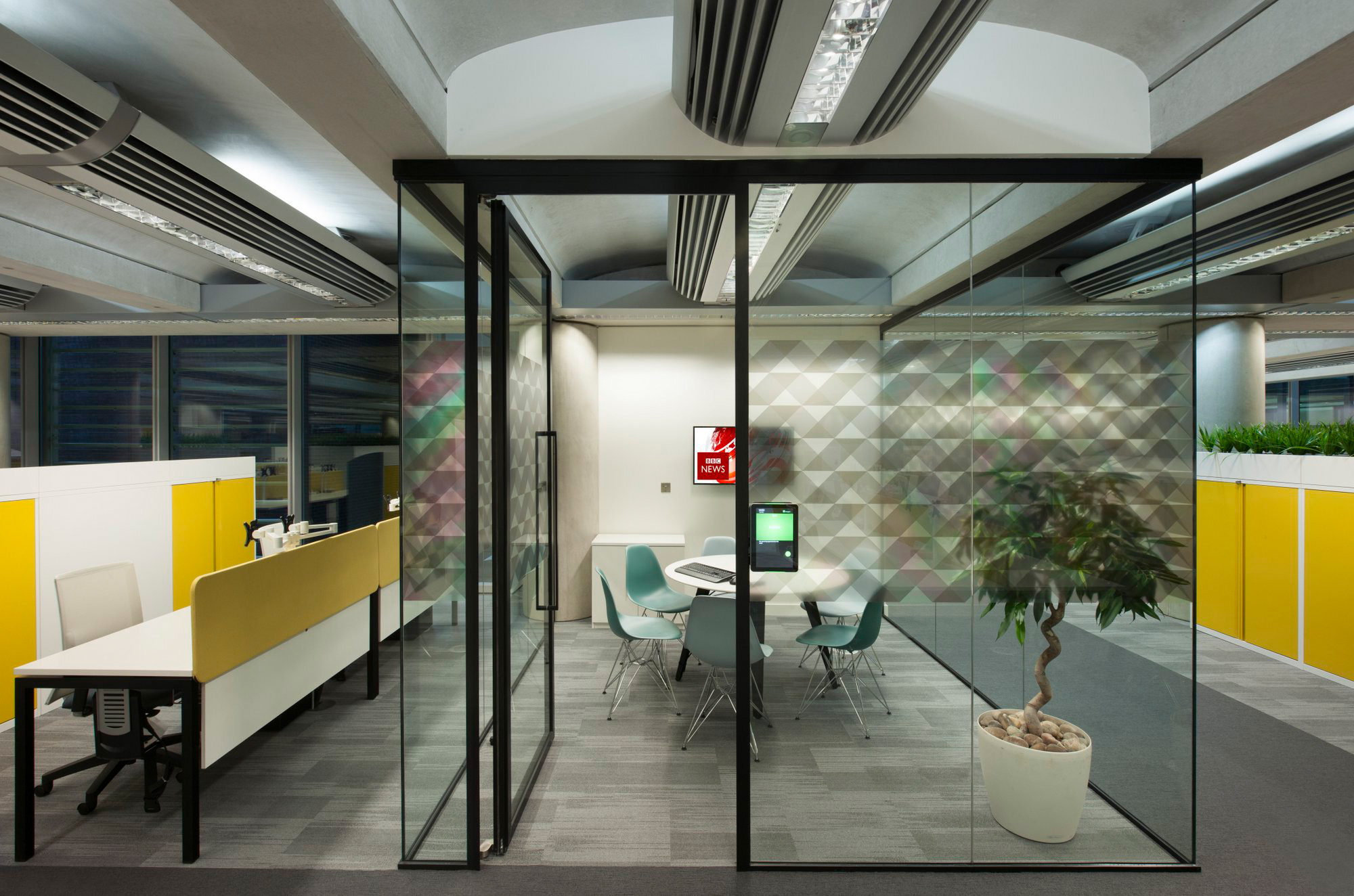 Integro Insurance Brokers Offices - London | Office Snapshots
