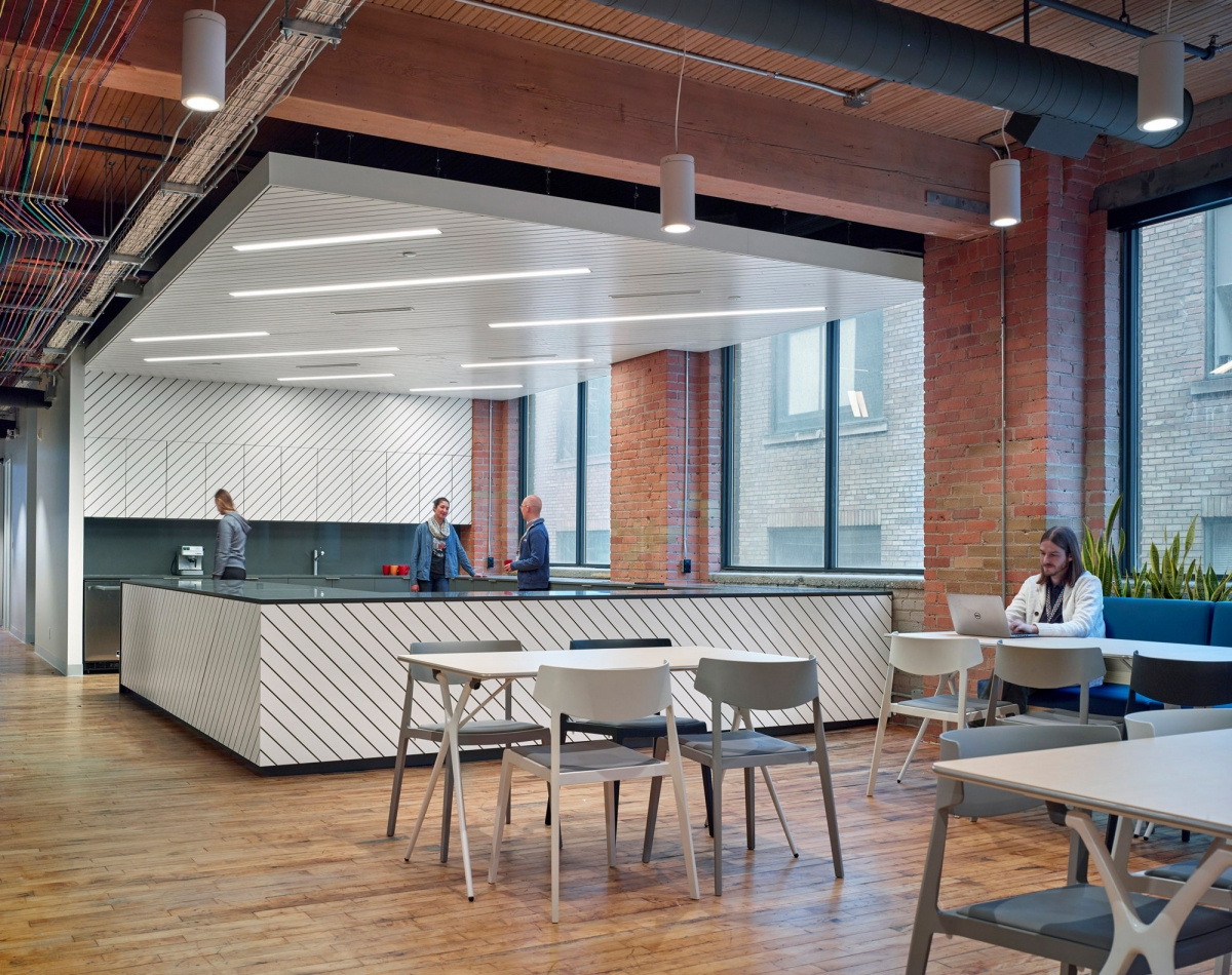 Slack Offices - Toronto | Office Snapshots