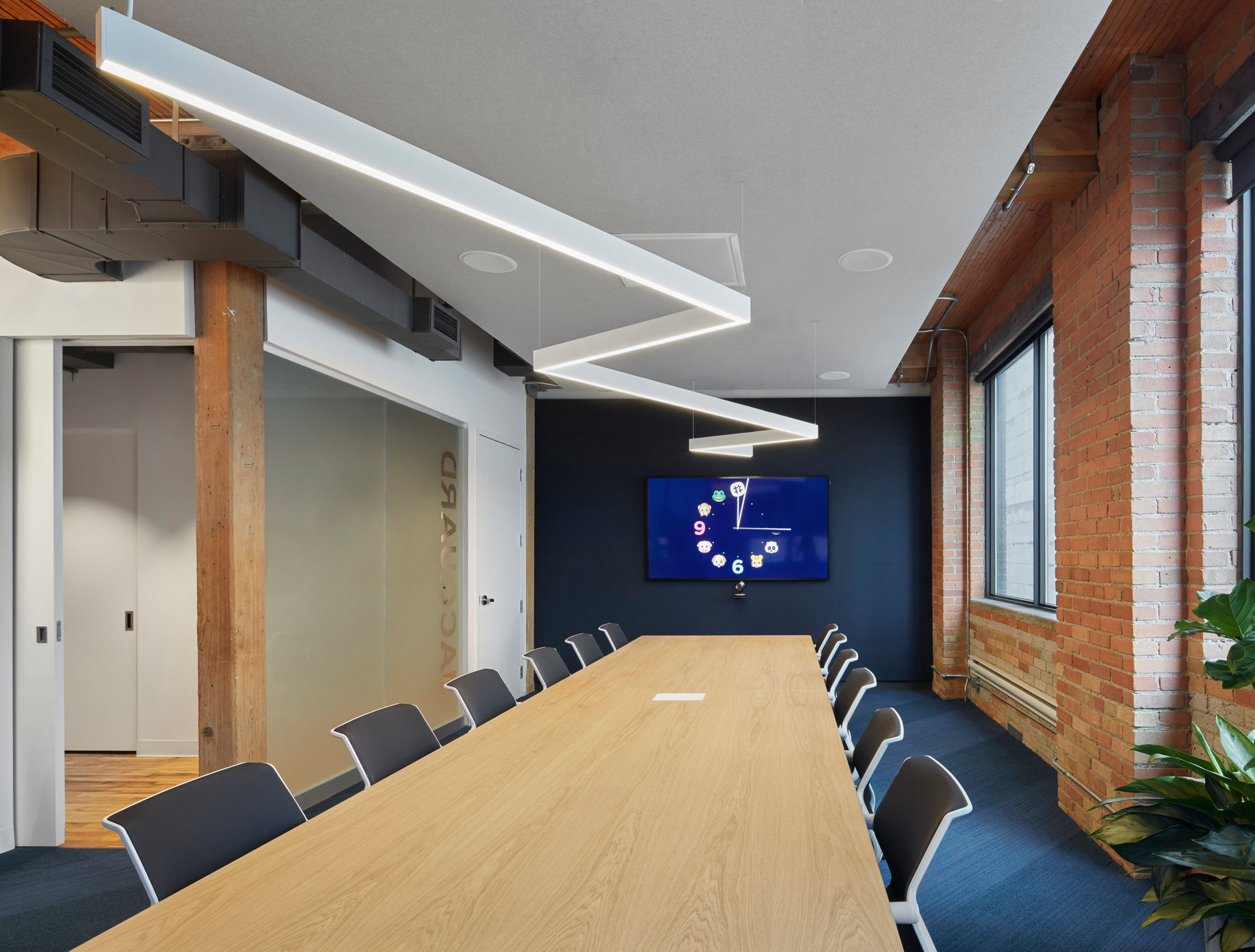 Slack Offices - Toronto | Office Snapshots