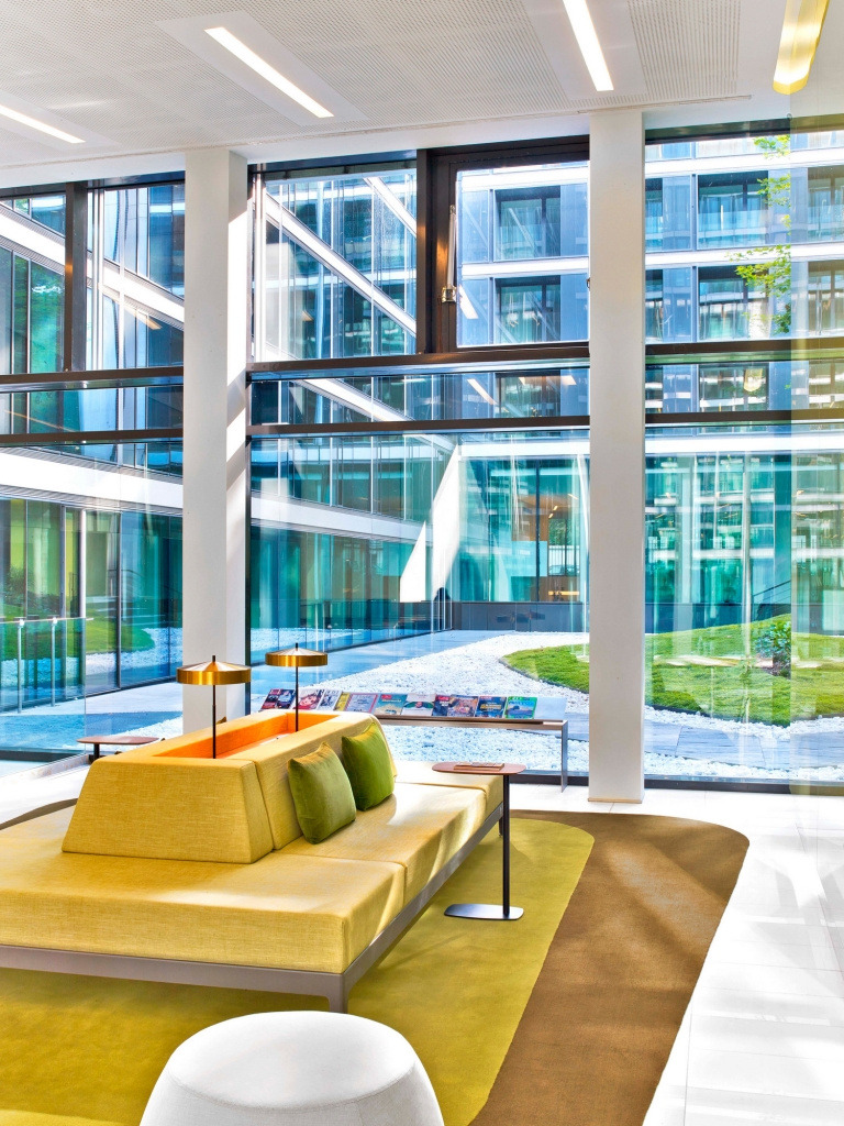 Capital 8 Offices - Paris | Office Snapshots