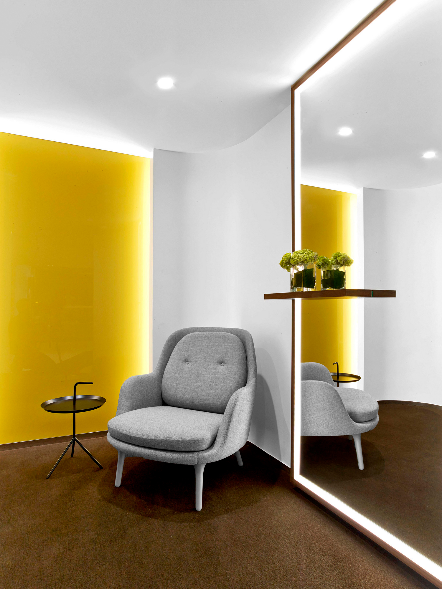 Capital 8 Offices - Paris | Office Snapshots