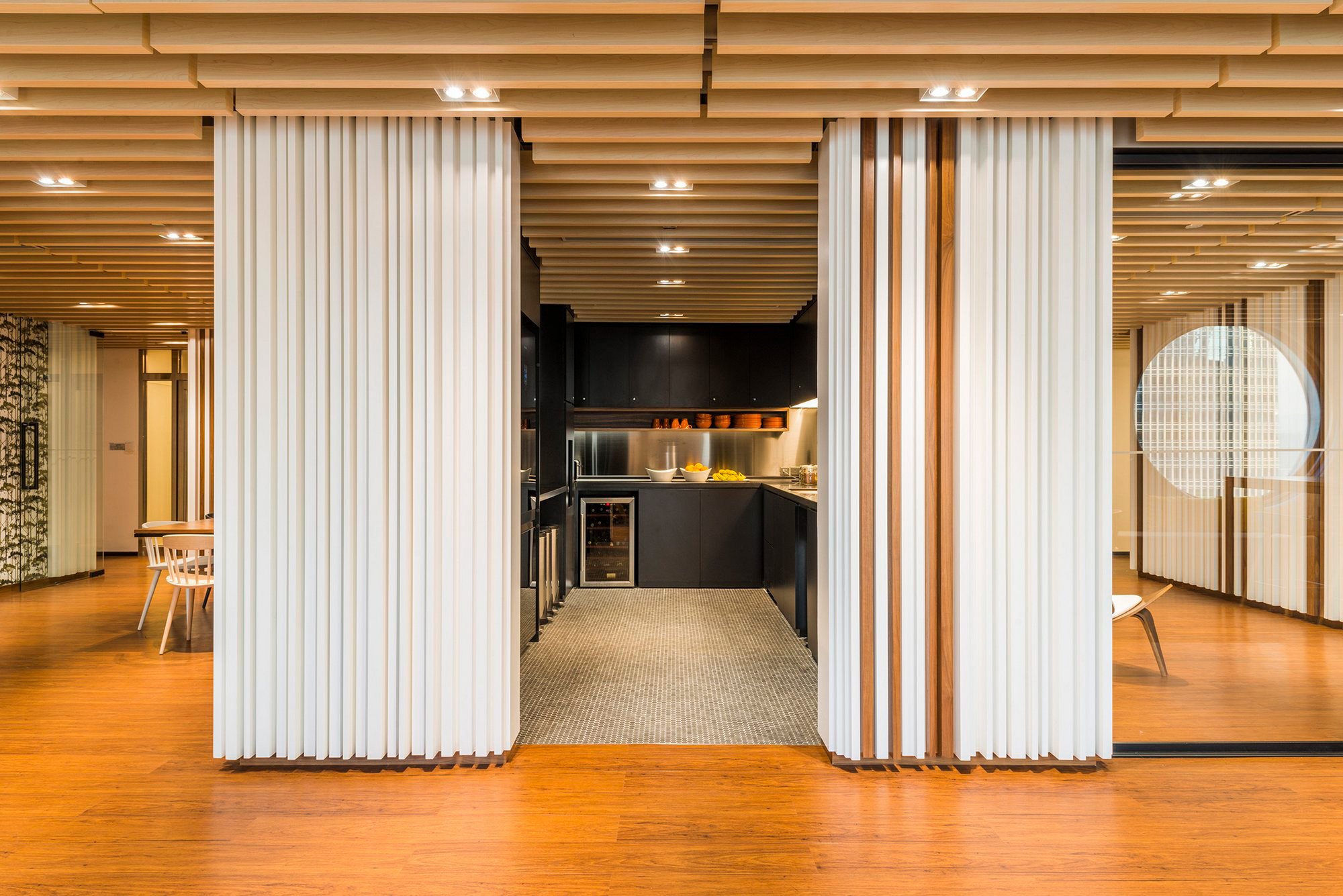Clifford Chance Offices - Hong Kong | Office Snapshots
