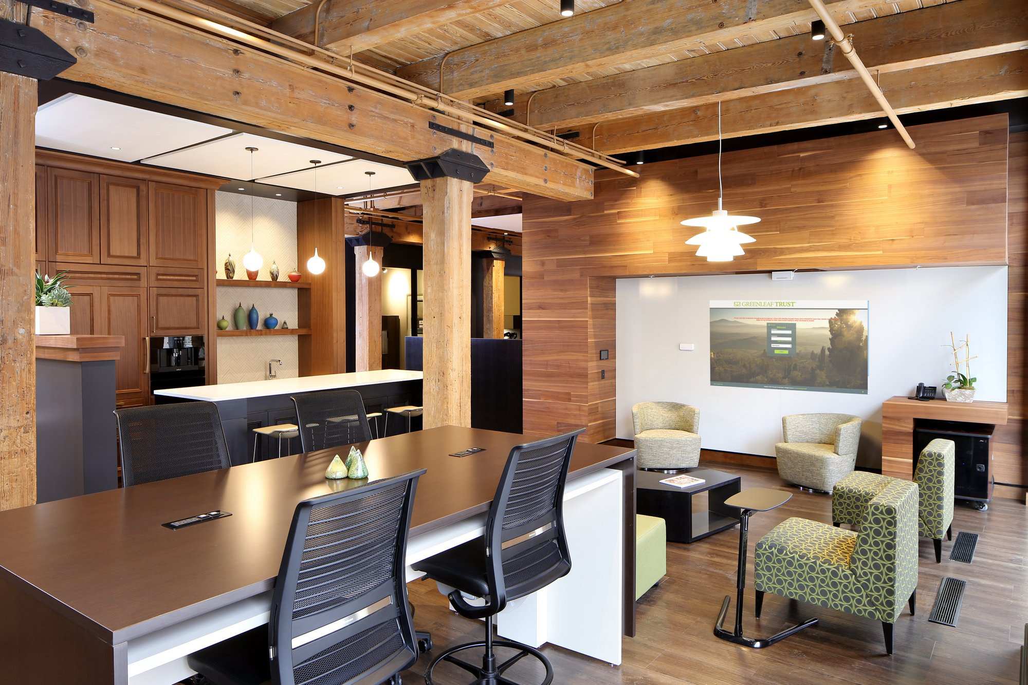 Greenleaf Trust Offices - Grand Rapids | Office Snapshots