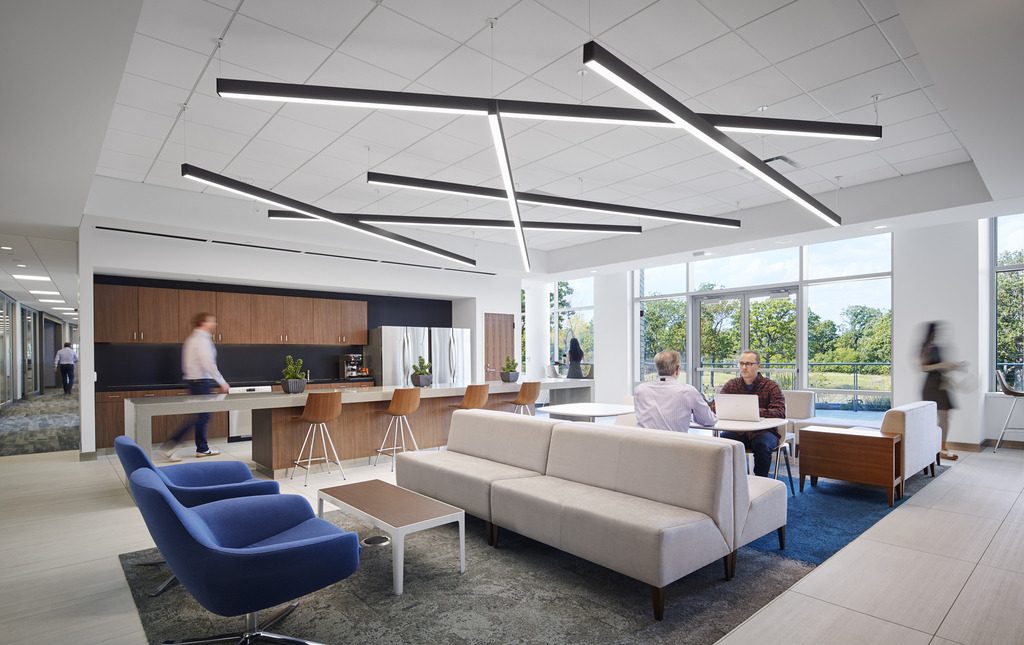 Chamberlain Group Headquarters - Oak Brook | Office Snapshots