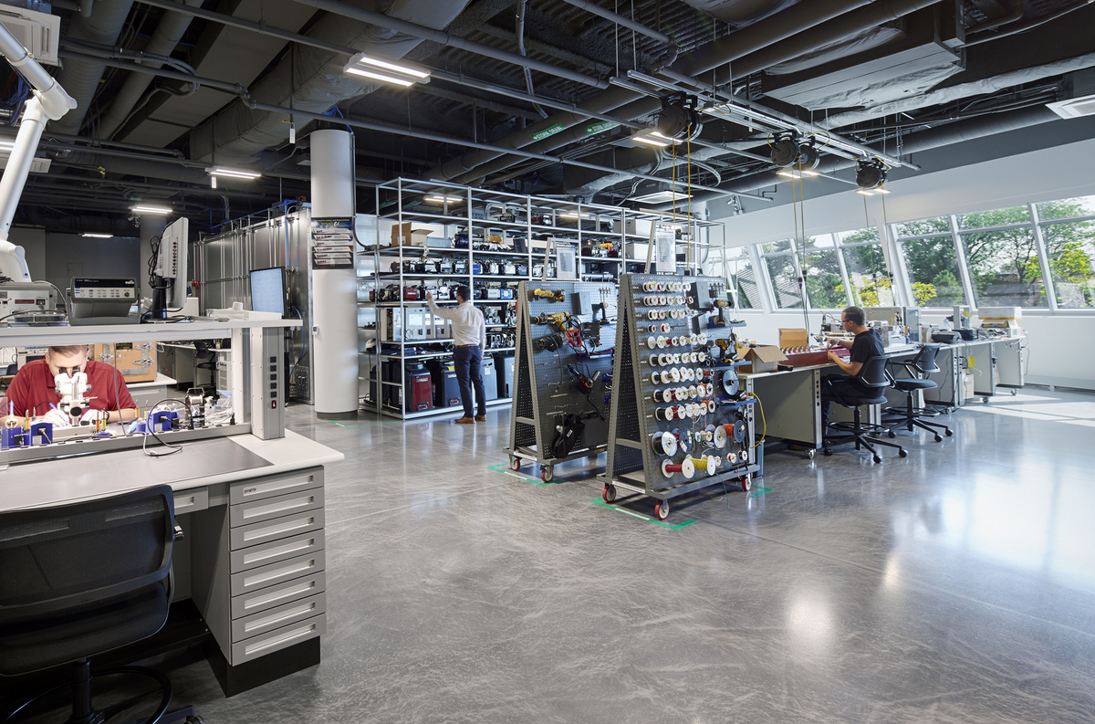 Chamberlain Group Headquarters - Oak Brook | Office Snapshots