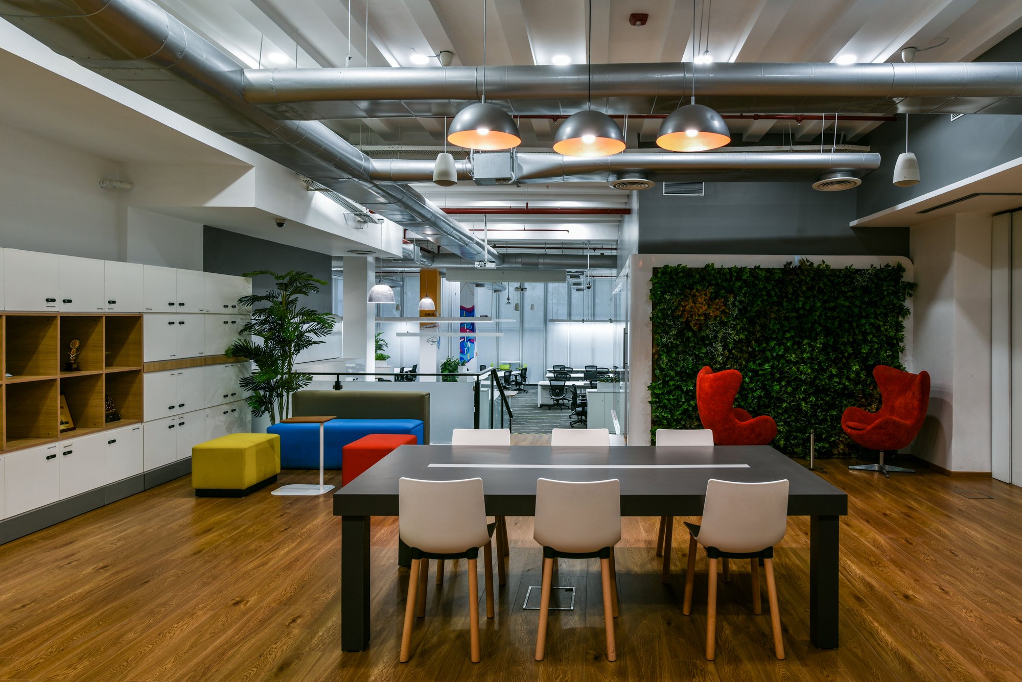 DBS Bank Headquarters - Mumbai | Office Snapshots