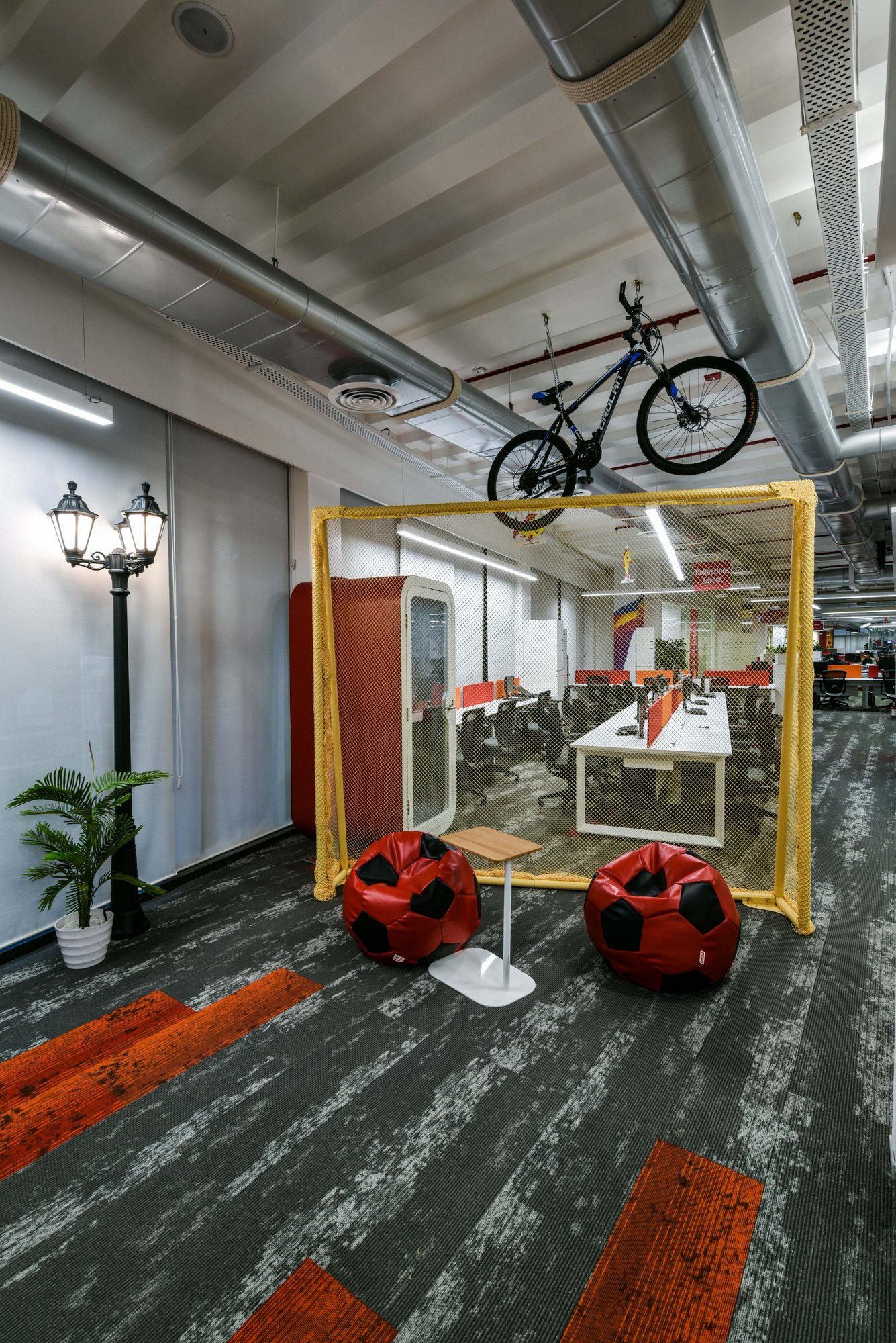 DBS Bank Headquarters - Mumbai | Office Snapshots