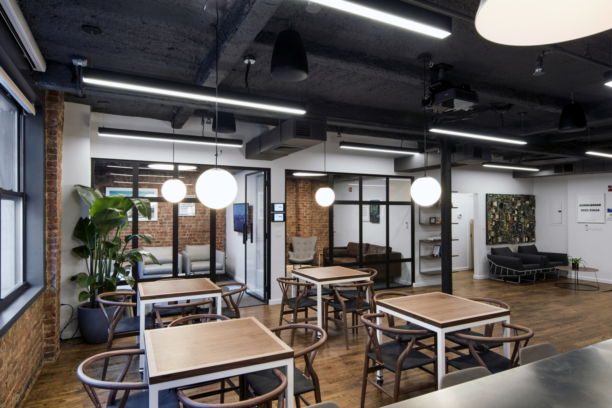 Rayon Richards | Photographer | Office Snapshots