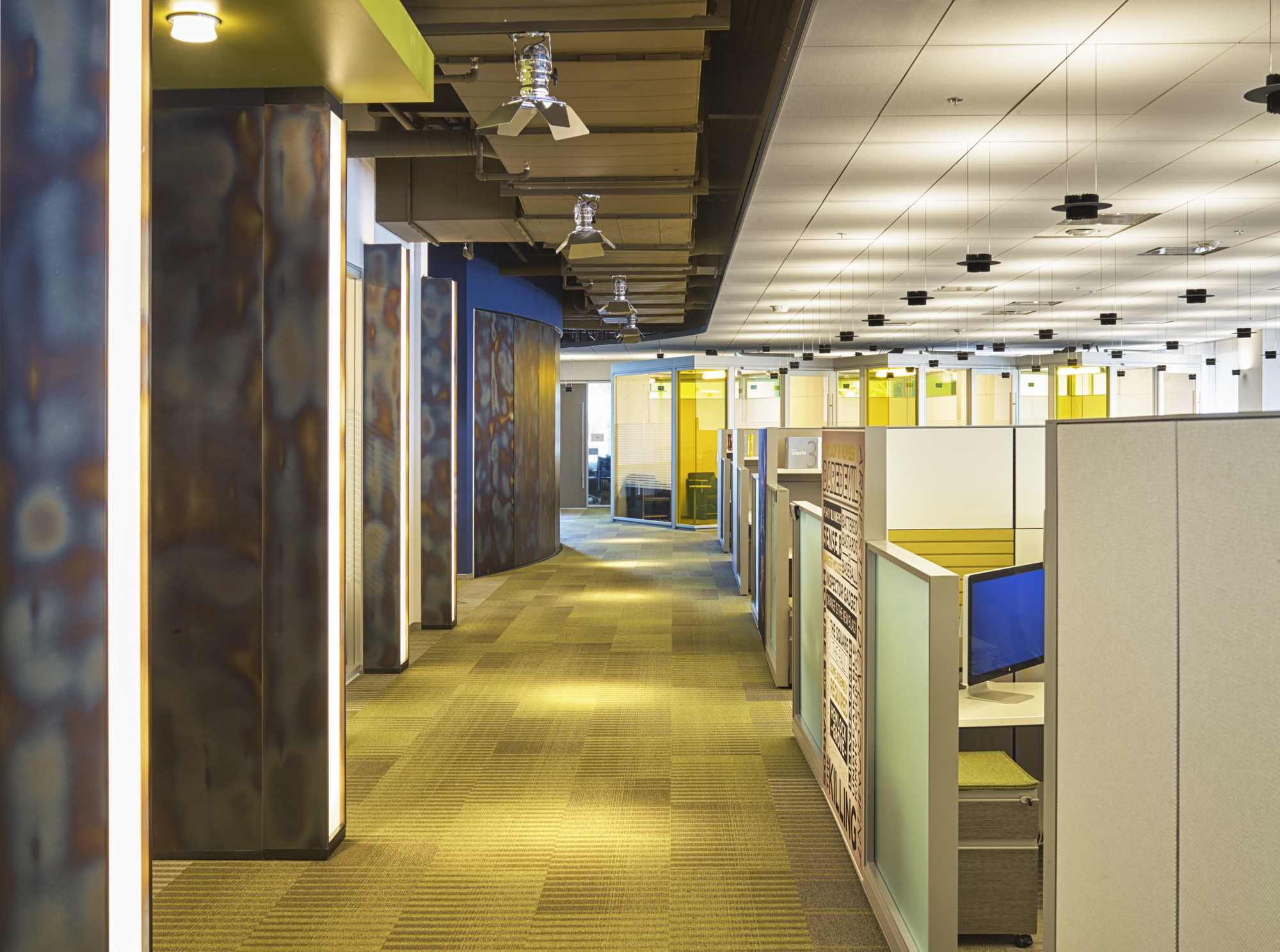 Netflix Headquarters - Los Gatos | Office Snapshots