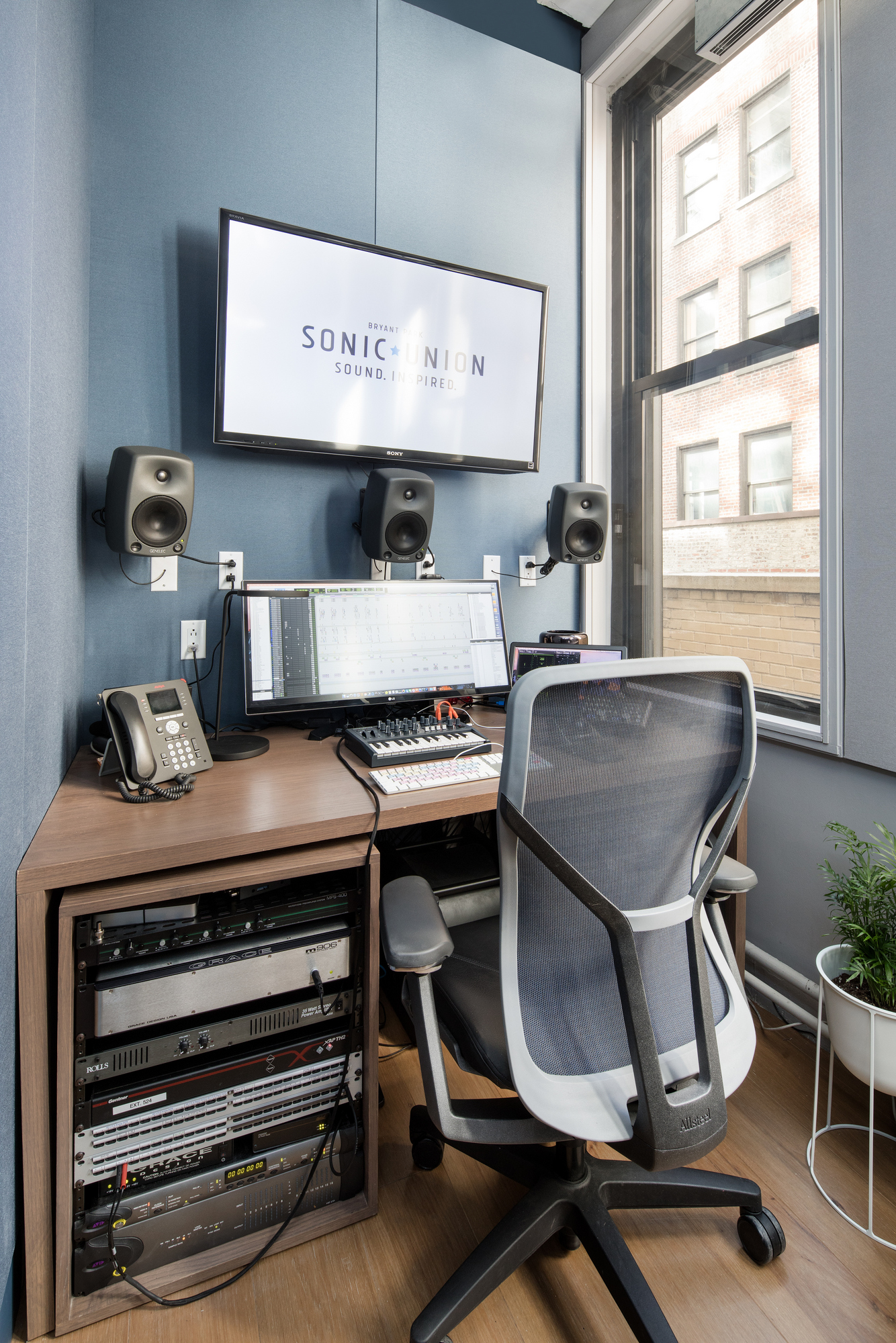 Sonic Union Studio - New York City | Office Snapshots