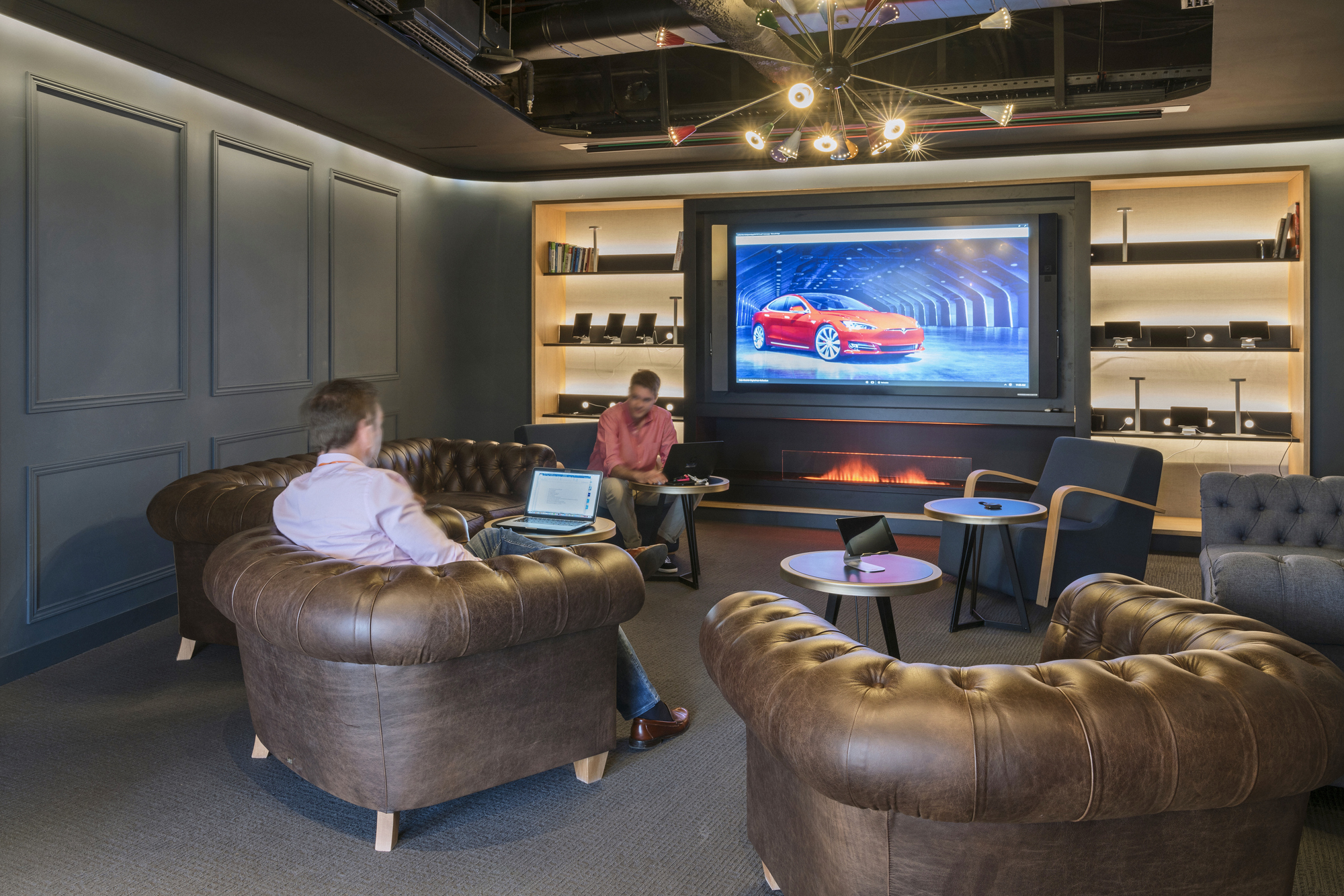 Tech Company Innovation Hub - Madrid | Office Snapshots