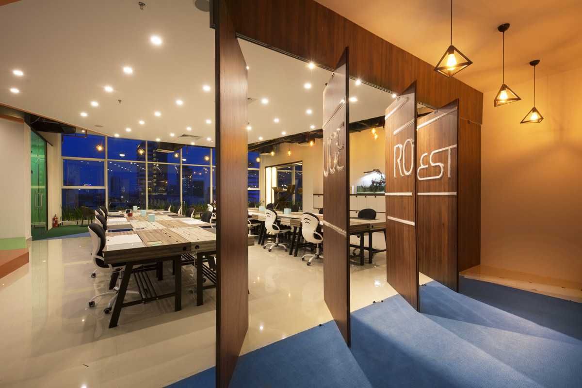 Est Rouge Technologies Offices - Danang | Office Snapshots