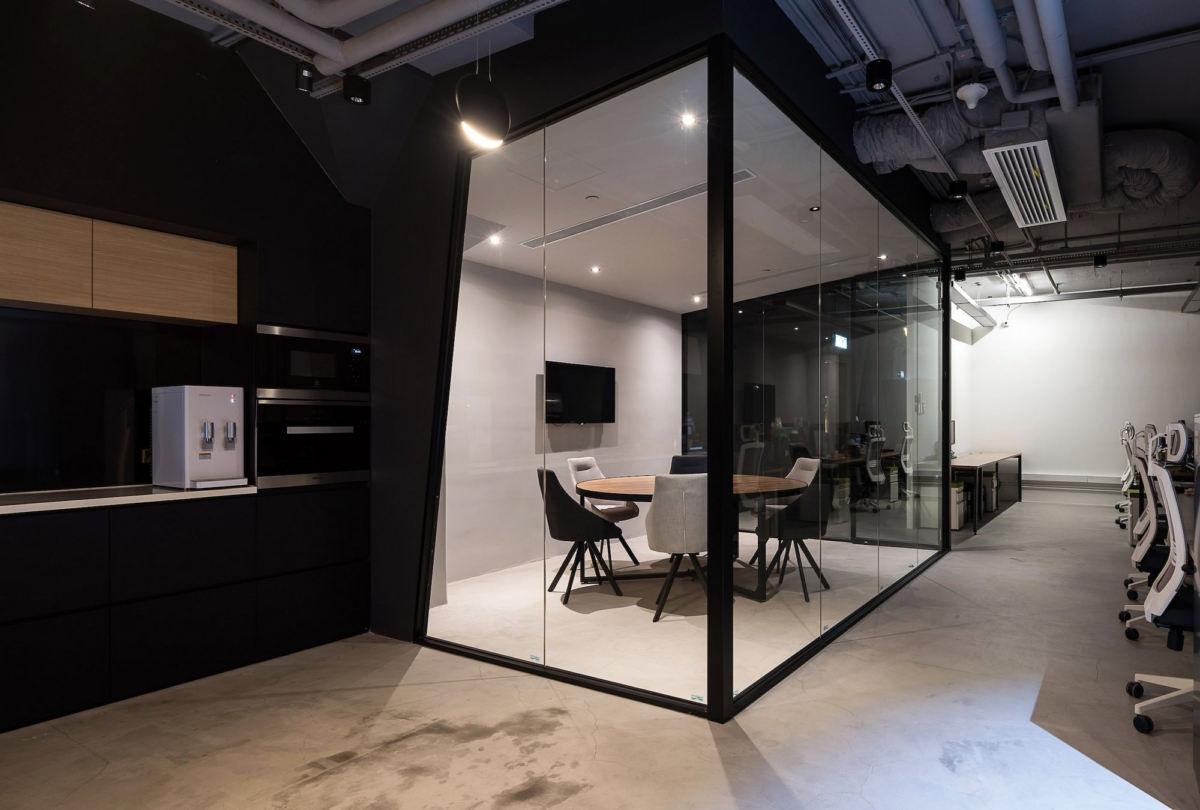 Guru Online Offices - Hong Kong | Office Snapshots