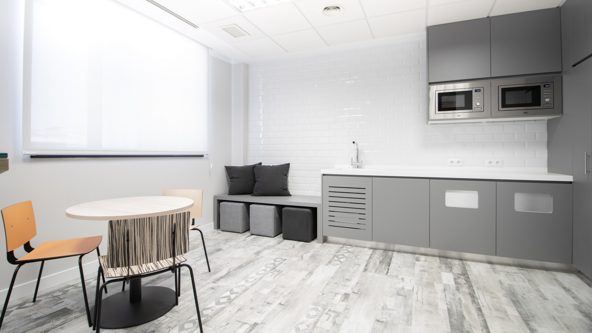 CBRE Global Workspace Solutions Office - Madrid | Office Snapshots