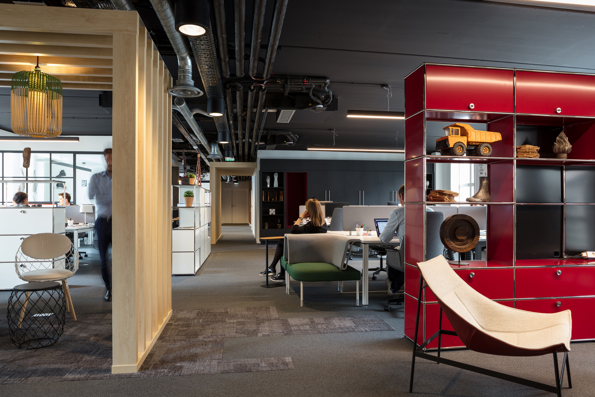 FREY Offices - Paris | Office Snapshots