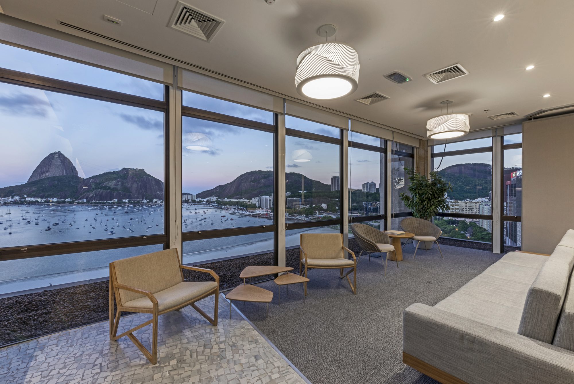 Management Consulting Firm Offices - Rio de Janeiro | Office Snapshots