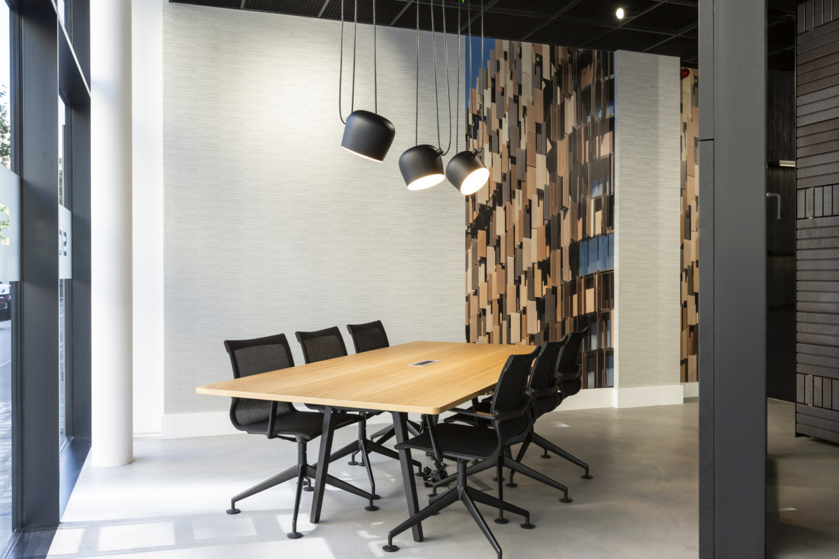 Schüco Offices and Showroom - London | Office Snapshots