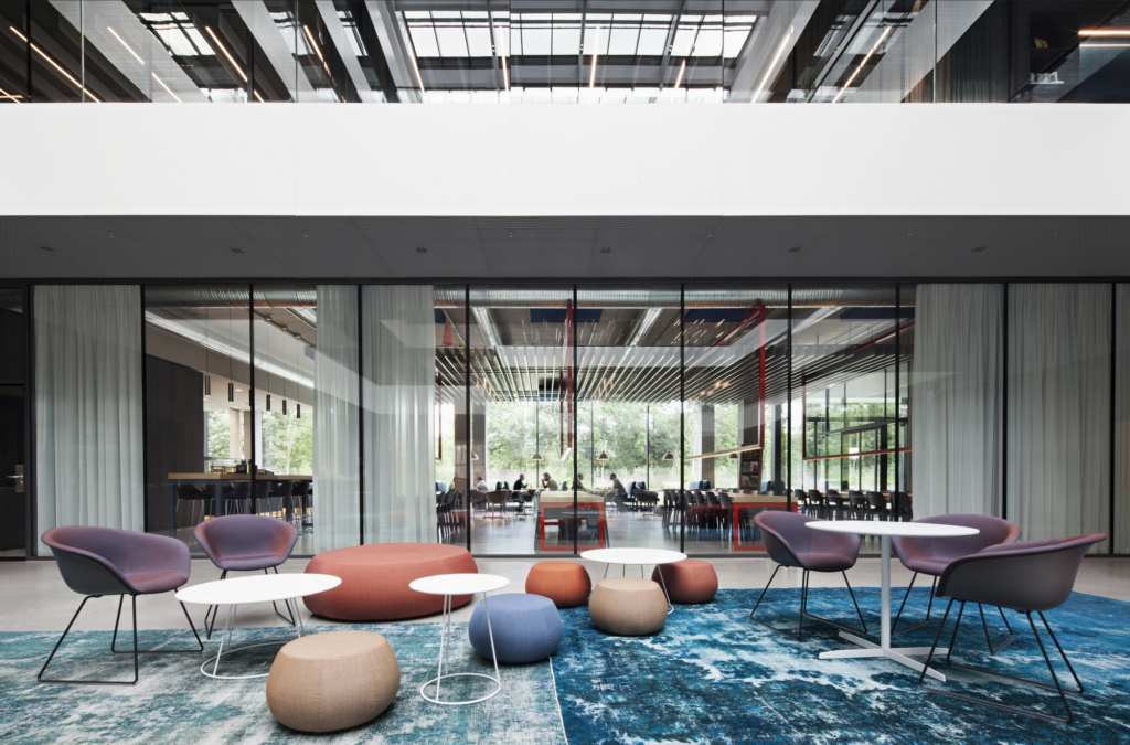 AEB Headquarters - Stuttgart | Office Snapshots