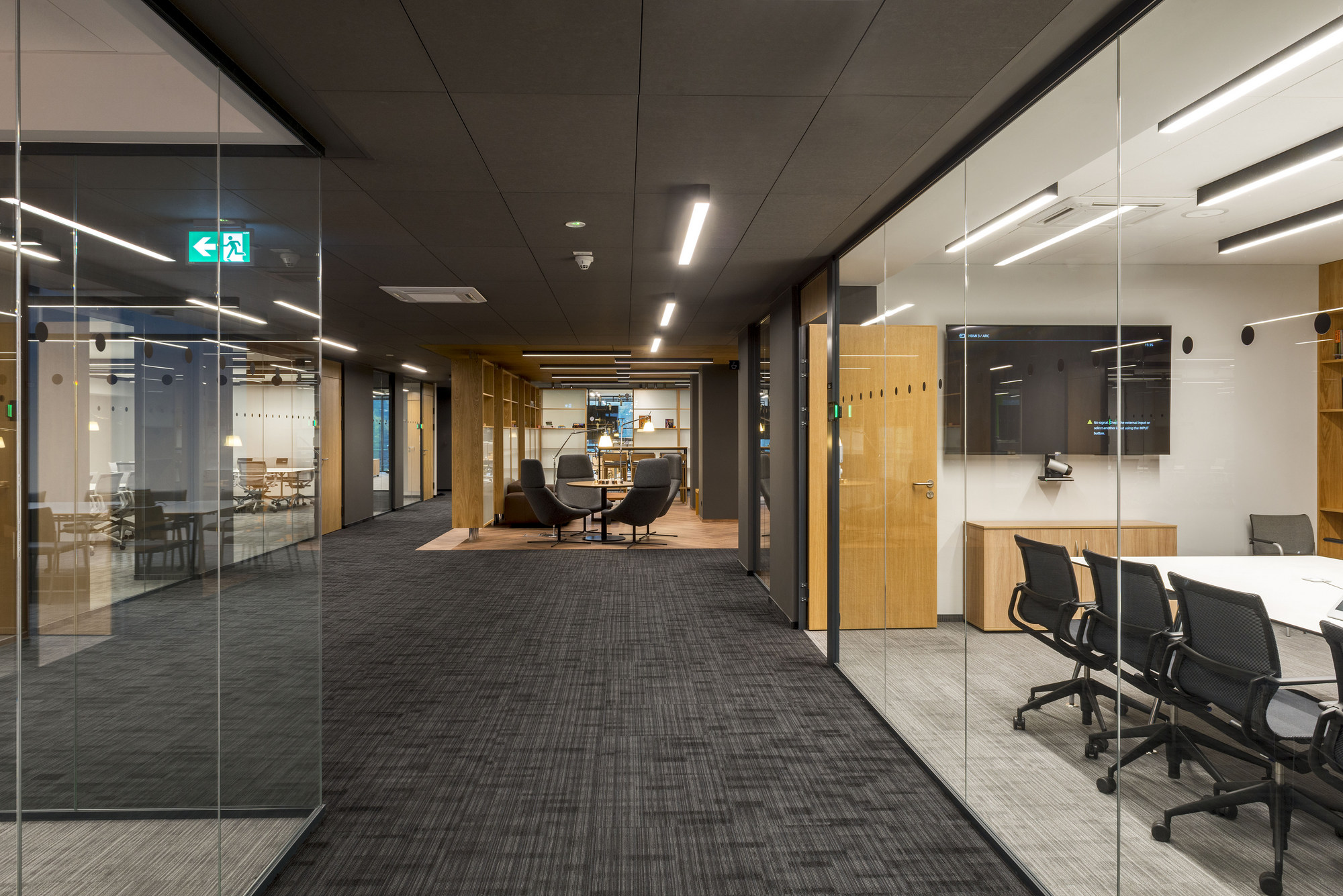 IHS Markit Offices - Gdansk | Office Snapshots
