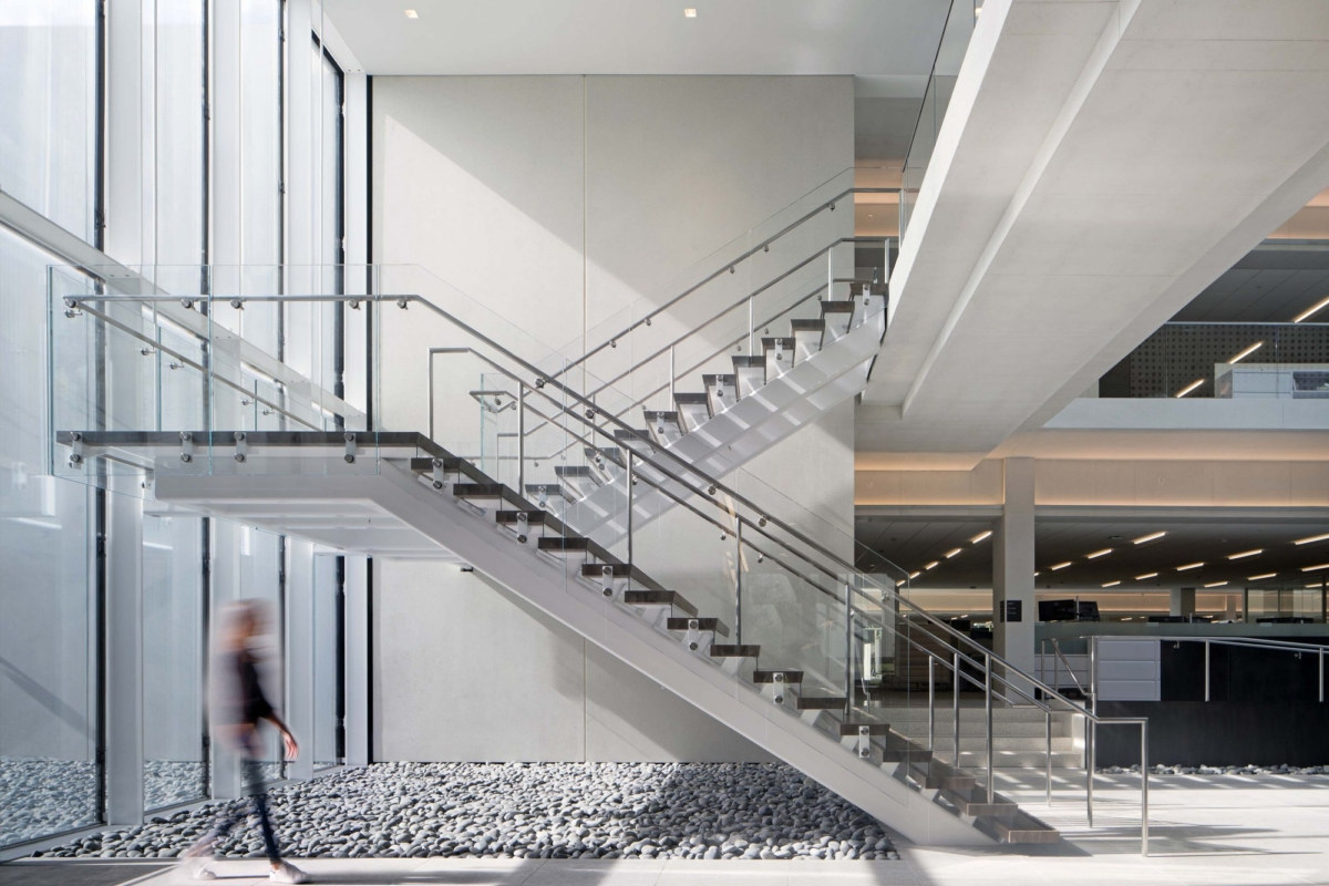 E. & J. Gallo Winery Dry Creek Building - Modesto | Office Snapshots