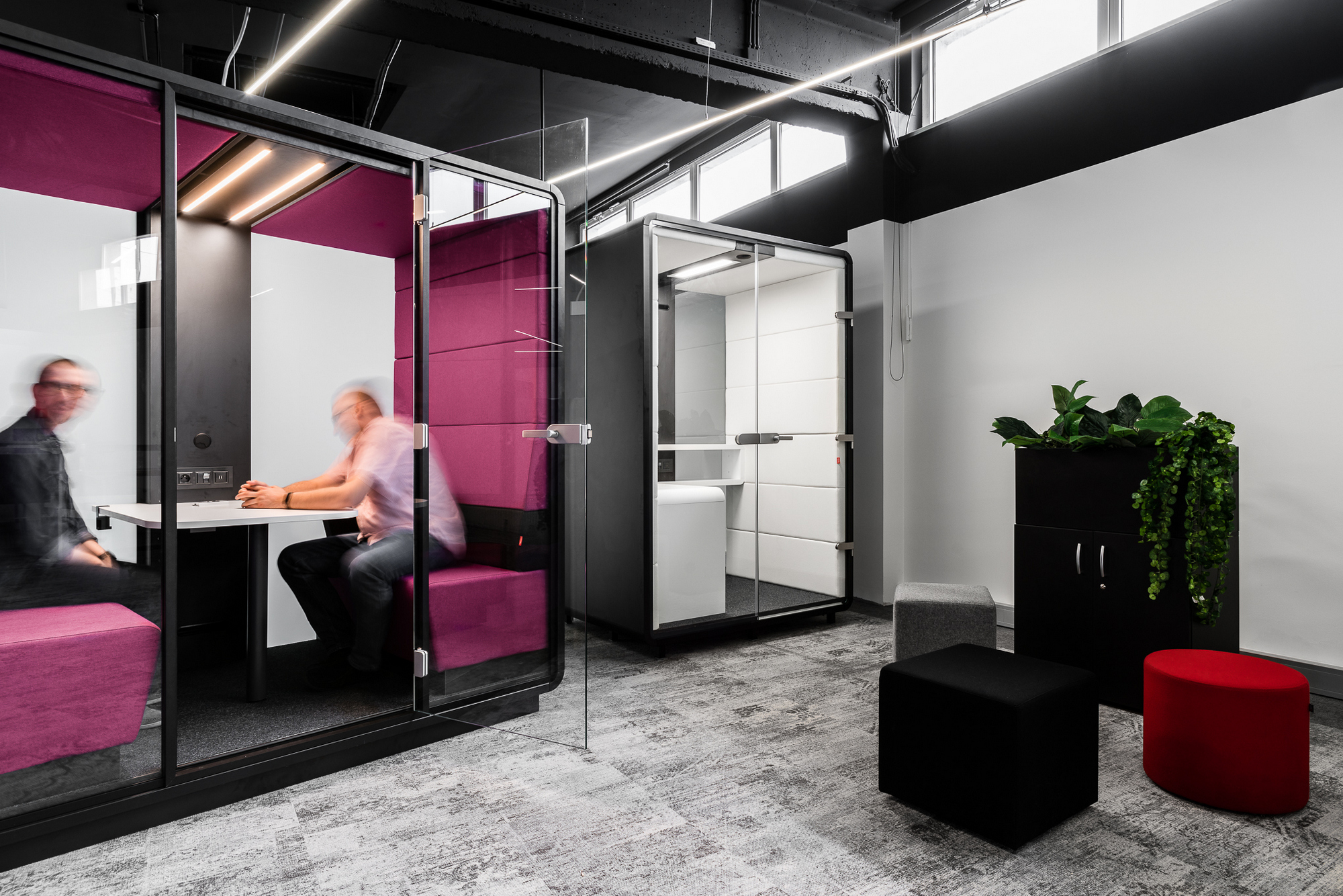 Mikomax Smart Office Headquarters - Lodz | Office Snapshots