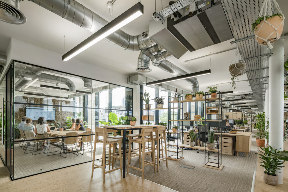 Jacada Travel Offices - London | Office Snapshots