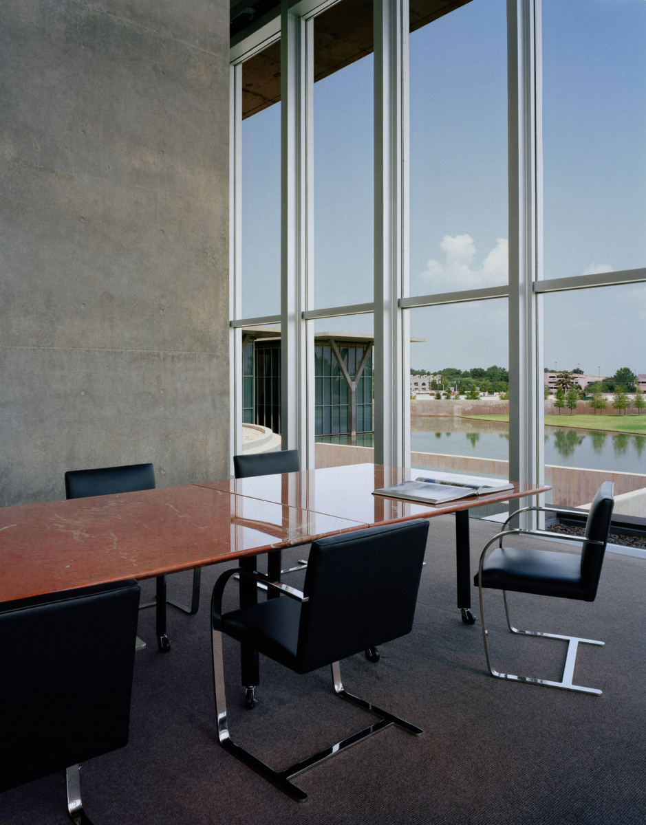 Knoll Brno Chair | Office Snapshots