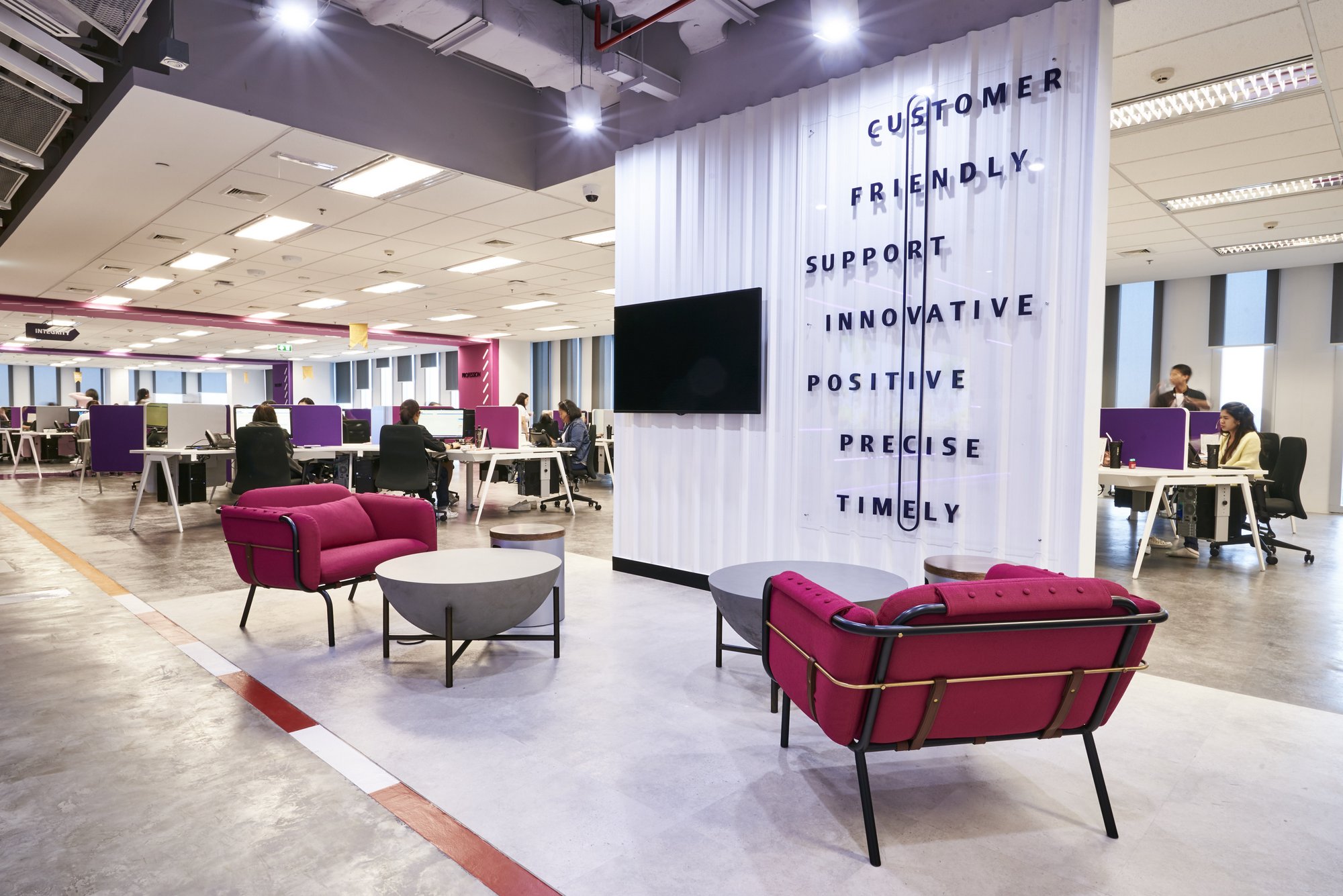 Siam Commercial Bank Contact Center - Bangkok | Office Snapshots