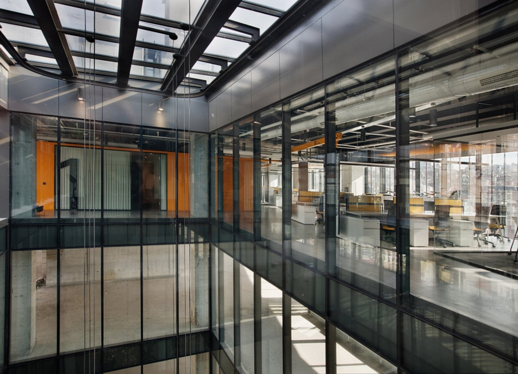 Netlog Logistics Offices - Istanbul | Office Snapshots
